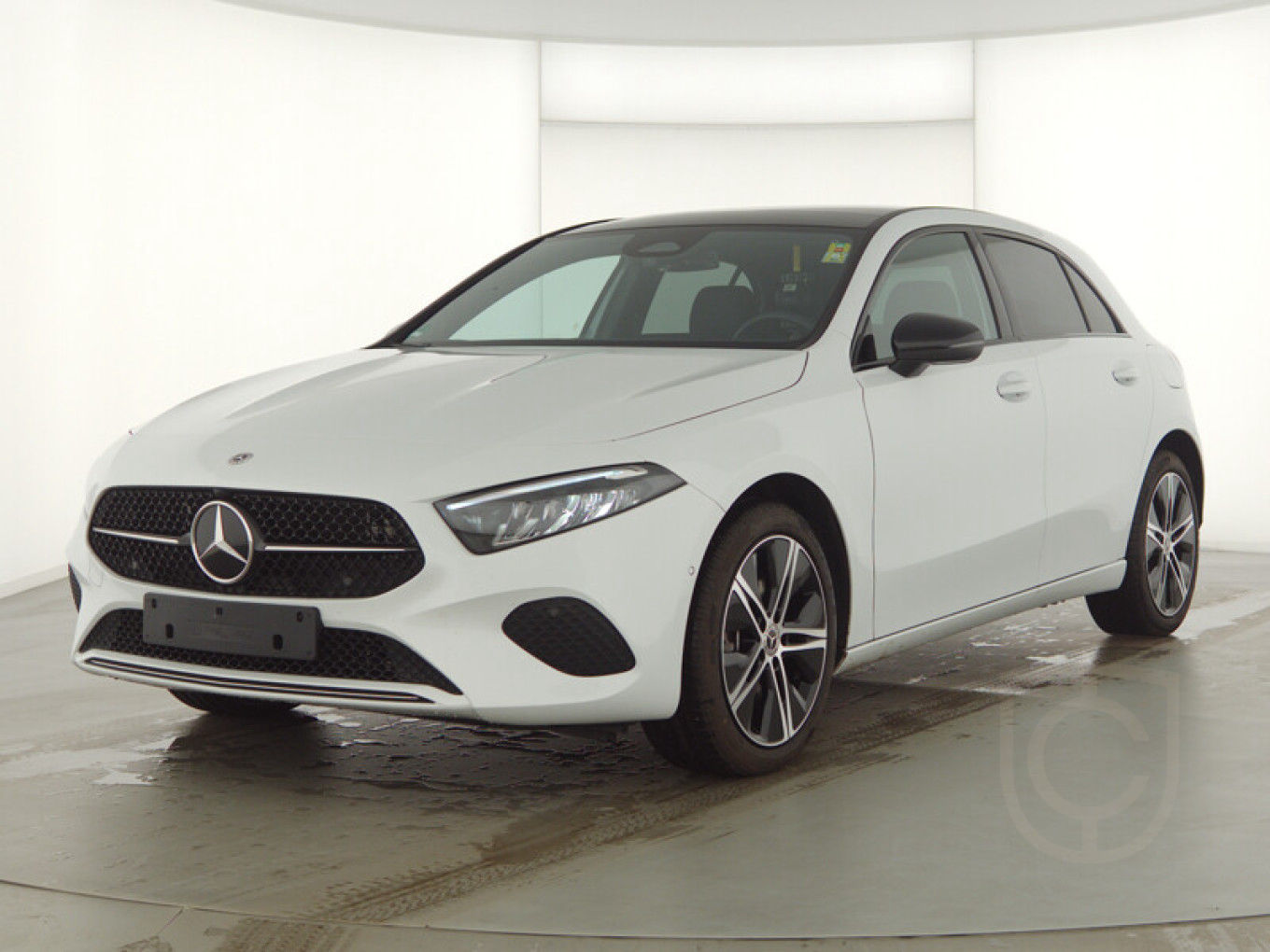 Mercedes Benz A 250 e Kompaktlimousine mit EQ Hybrid Technologie topdriveclub